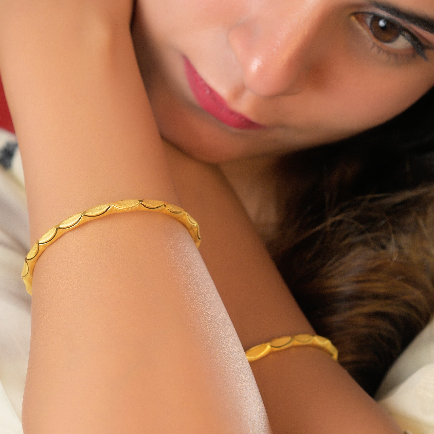 Trending Golden Bangles Designs for Ladies | Parakkat Jewels